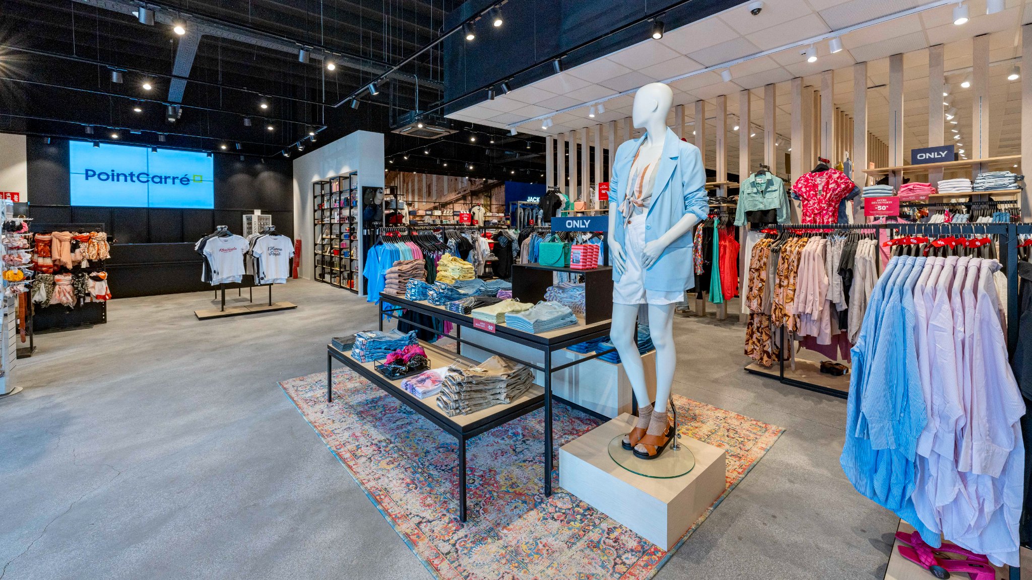 Vacatures bij POINT CARRE in | Creativeskills.be